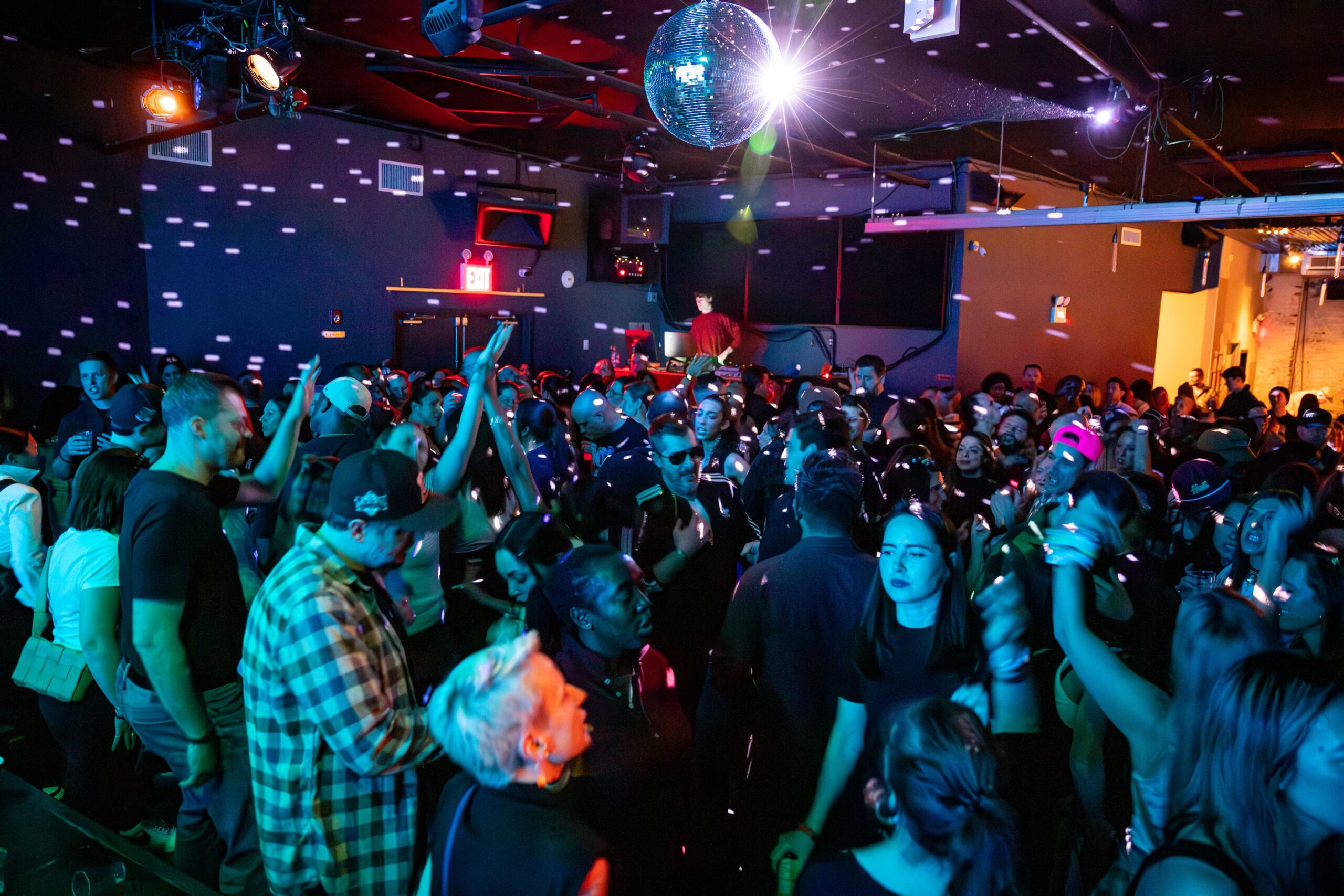 The Scenario 90s Dance Parties this fall in Brooklyn – 90s x 80s ...